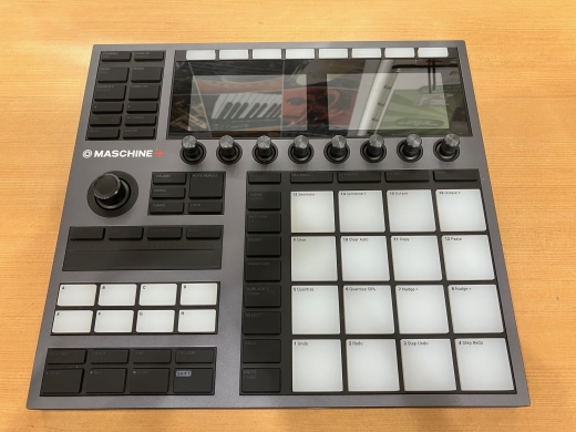 Gear Hunter | Native Instruments - MASCHINE PLUS